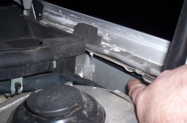 HELP!! Can't get in the bonnet - Page 2