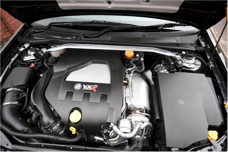 Vectra VXR Strut Brace Fitted...