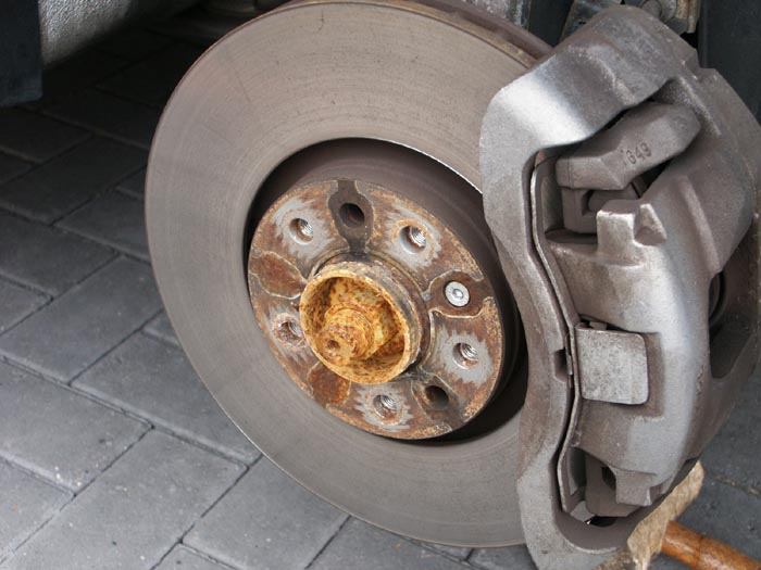 Wheels corroded on to hub